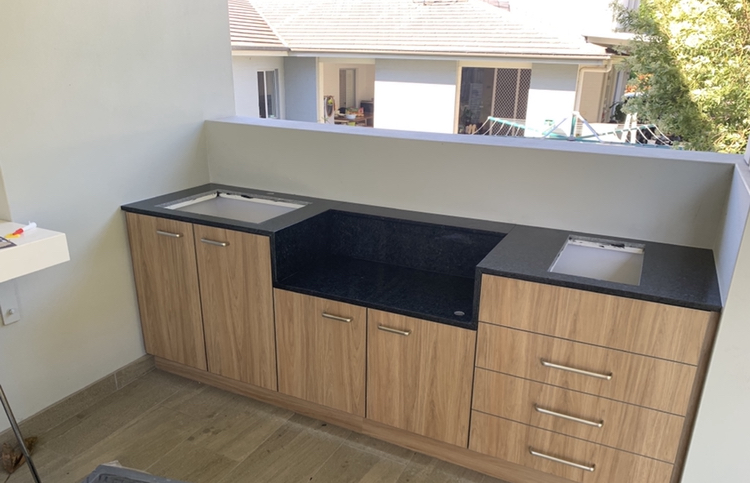 Caesarstone Jet Black 3100 counter top - SCY Top Stone Sydney